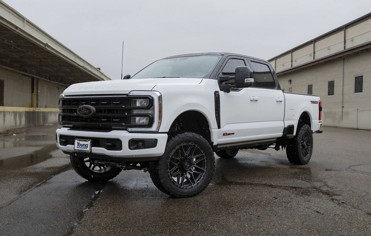 2024 Ford F250 Super Duty - Fuel INJECTOR - Black | Wheel Pros